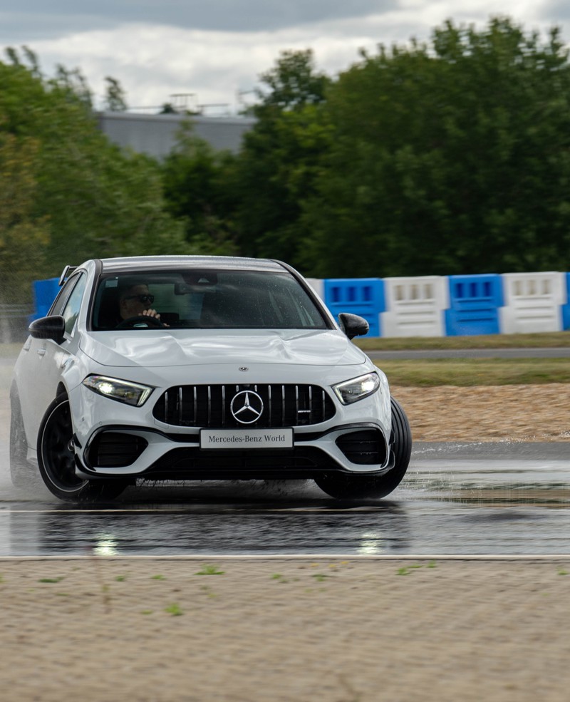 Signup – Mercedes-Benz World