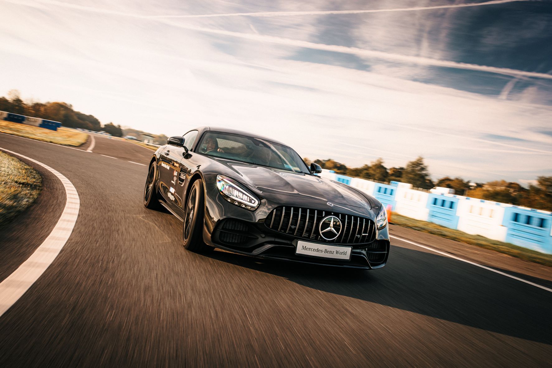 Experiences – Mercedes-Benz World